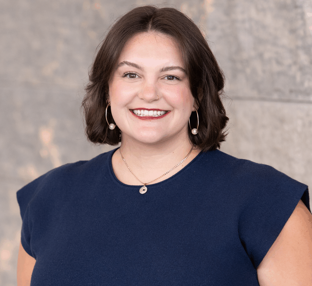 Ciara Garcia | Team | Endeavor Real Estate Group