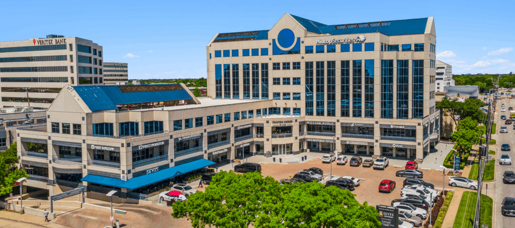 Preston Sherry Plaza | Properties | Endeavor Real Estate Group